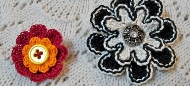 Button Flower Pin – The Crochet Architect